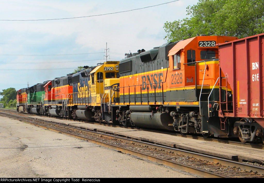 BNSF 2328